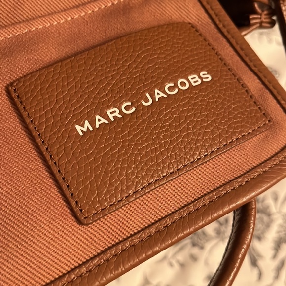 Marc Jacobs | Bags | Marc Jacobs Mini Tote Genuine Leather Argan Oil ...